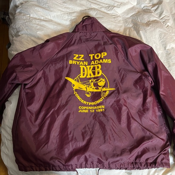 Levi's | Jackets & Coats | Vintage Zz Top Bryan Adams Tour Roadcrew ...